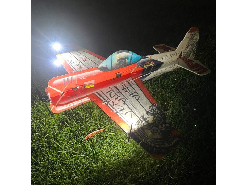 RC Factory - Yak 55 Indoor, S50 RED